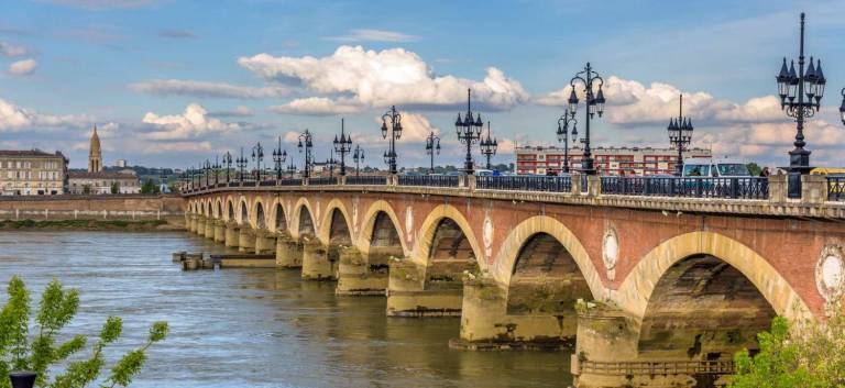 Unesco Listed Monuments - Bordeaux | experitour.com