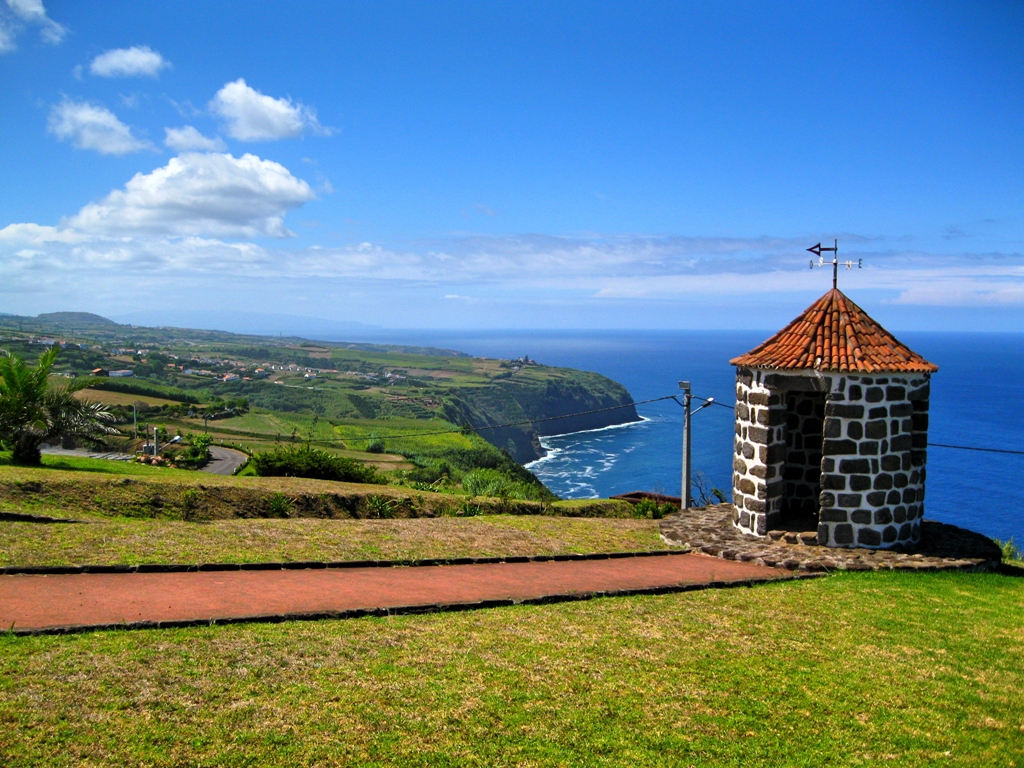Miradouro Vigia da Baleia Azores Top Tours and Tips | experitour.com