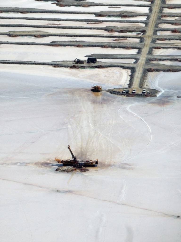 Lake Lefroy Including Big Pit Scenic Flight | experitour.com