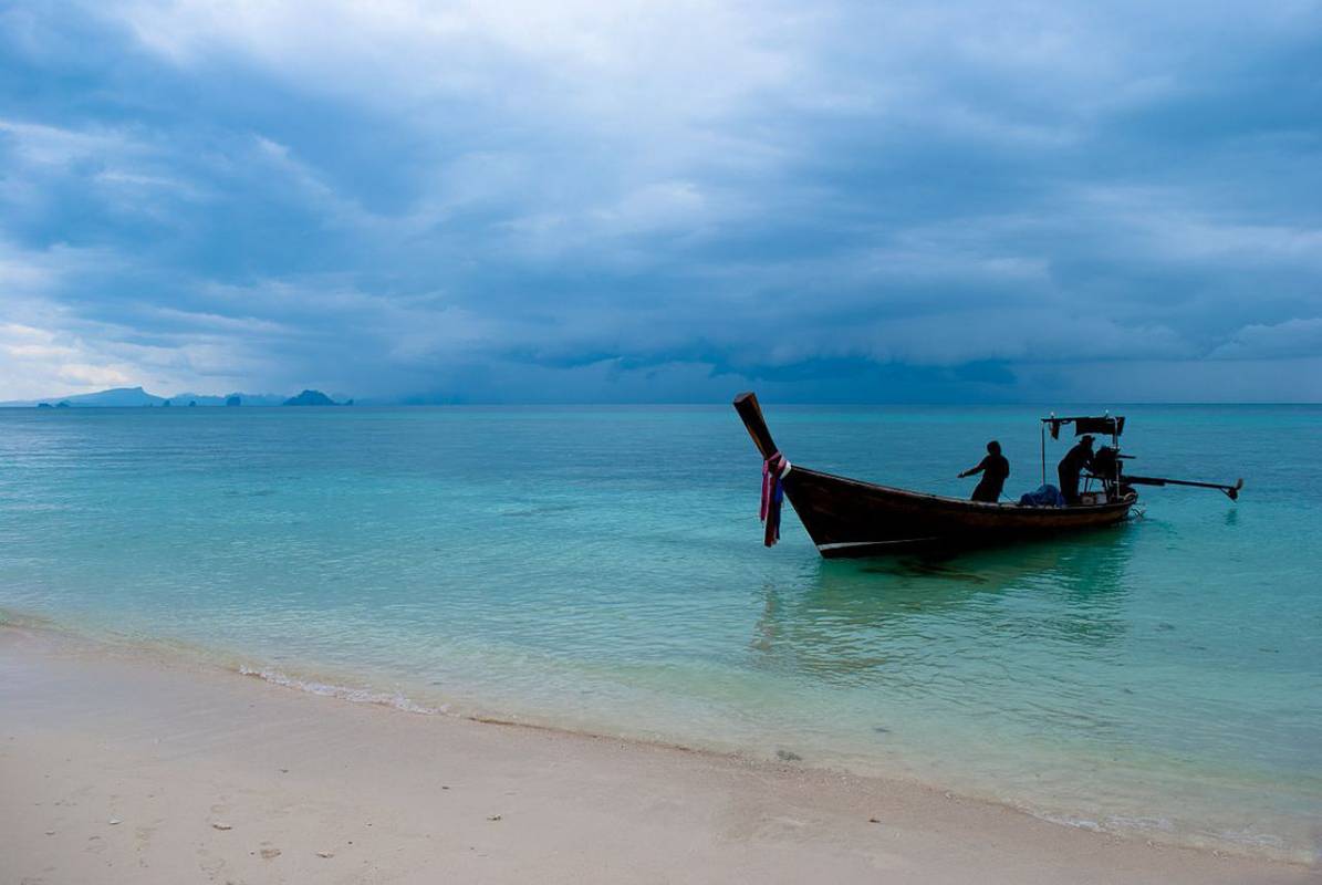 One Day Banana Beach-Koh Hey Phuket | experitour.com
