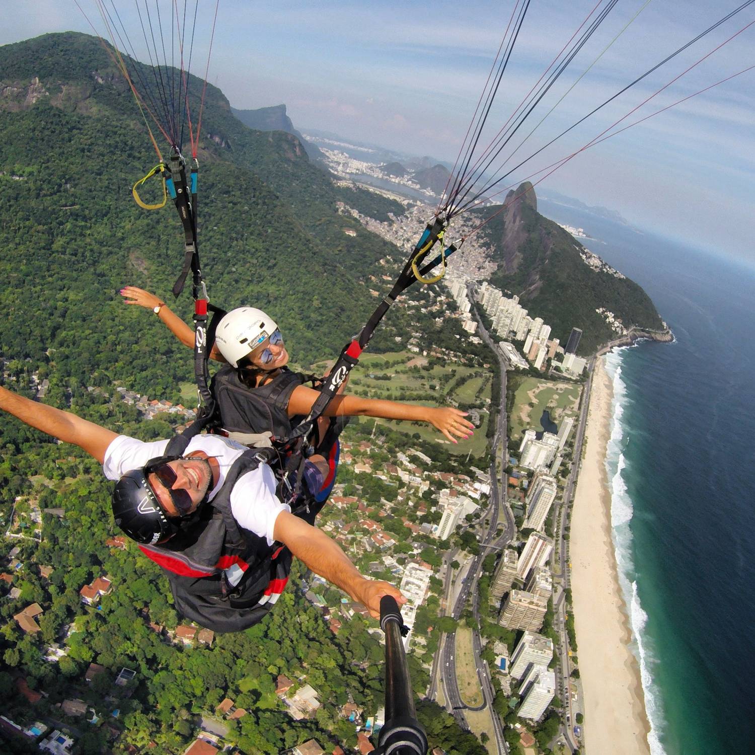 Paragliding Flight, Rio De Janeiro | experitour.com