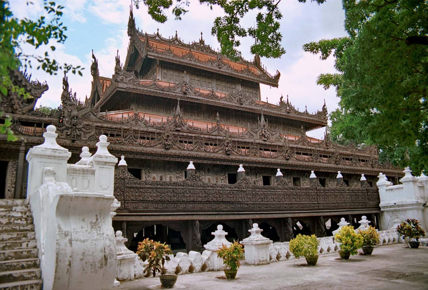 Inbin monastery Myanmar Top Tours and Tips | experitour.com