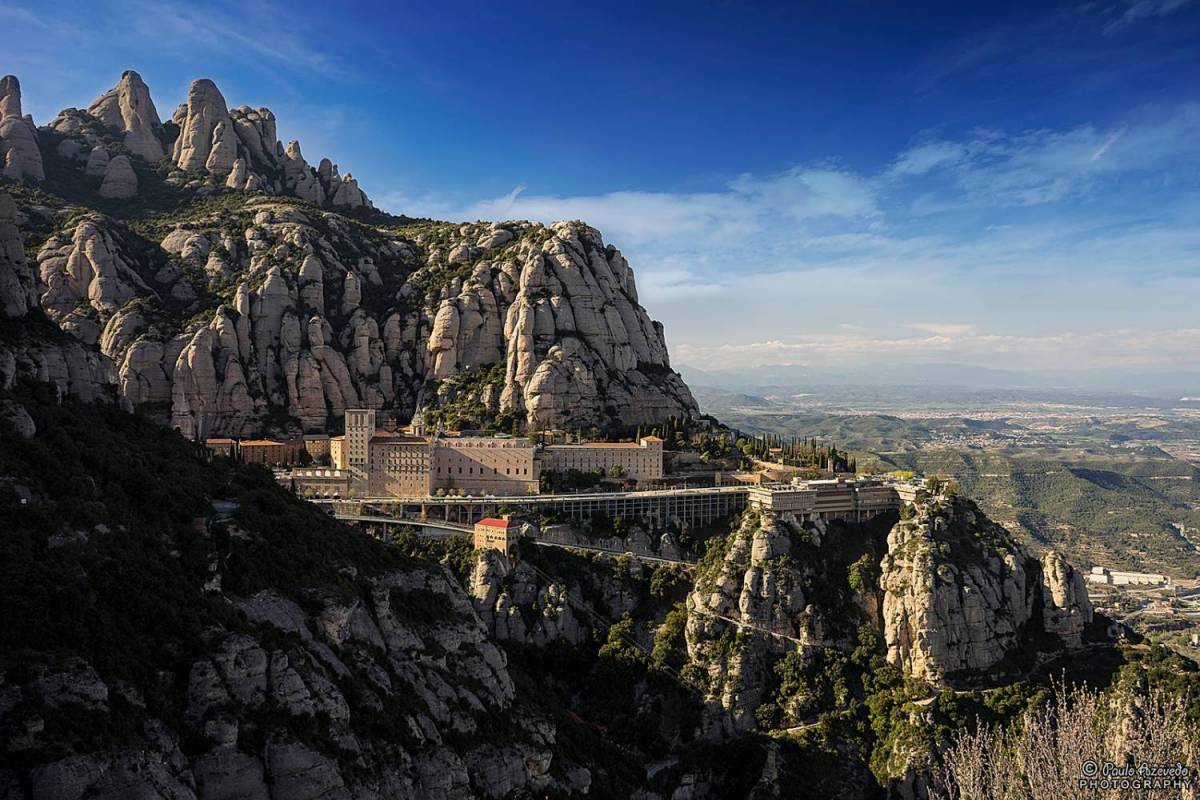 The Official Montserrat Coach Tour | experitour.com