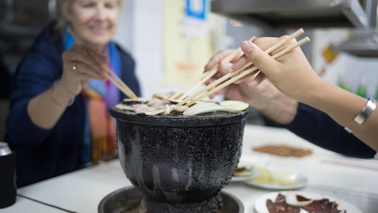 Beijing Hutong Evening Food Tour | experitour.com