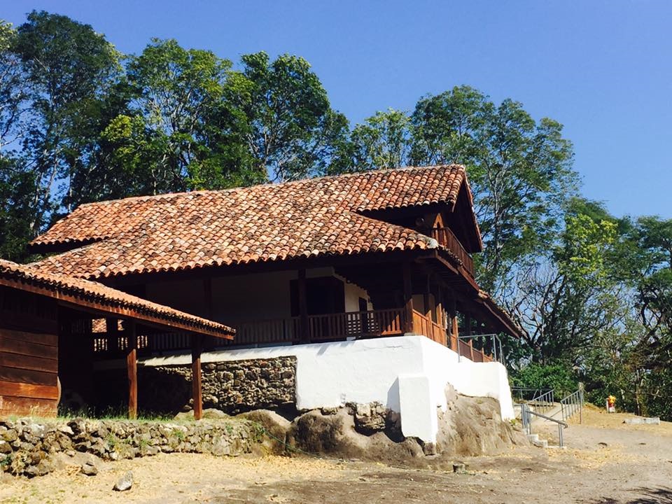 Tour Histórico De Casona, Parque Nacional Santa Rosa, Costa Rica ...