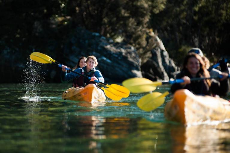 Tiki Tour - Guided Lake Wanaka Kayak Tour (Half Day) | experitour.com