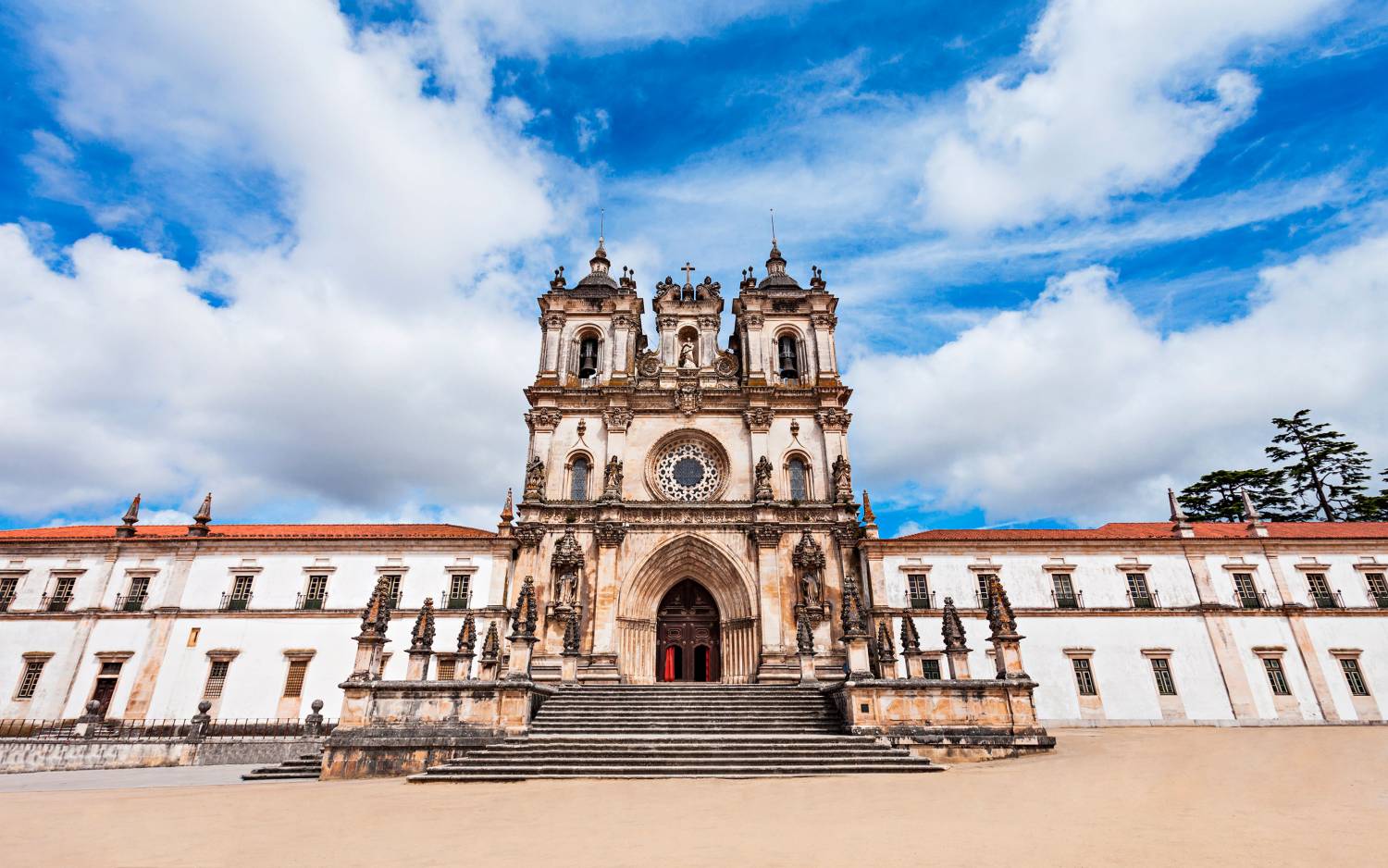 Alcobaça Top Tours and Trips | experitour.com