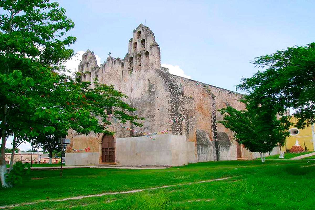 Muna Top Tours and Trips | experitour.com