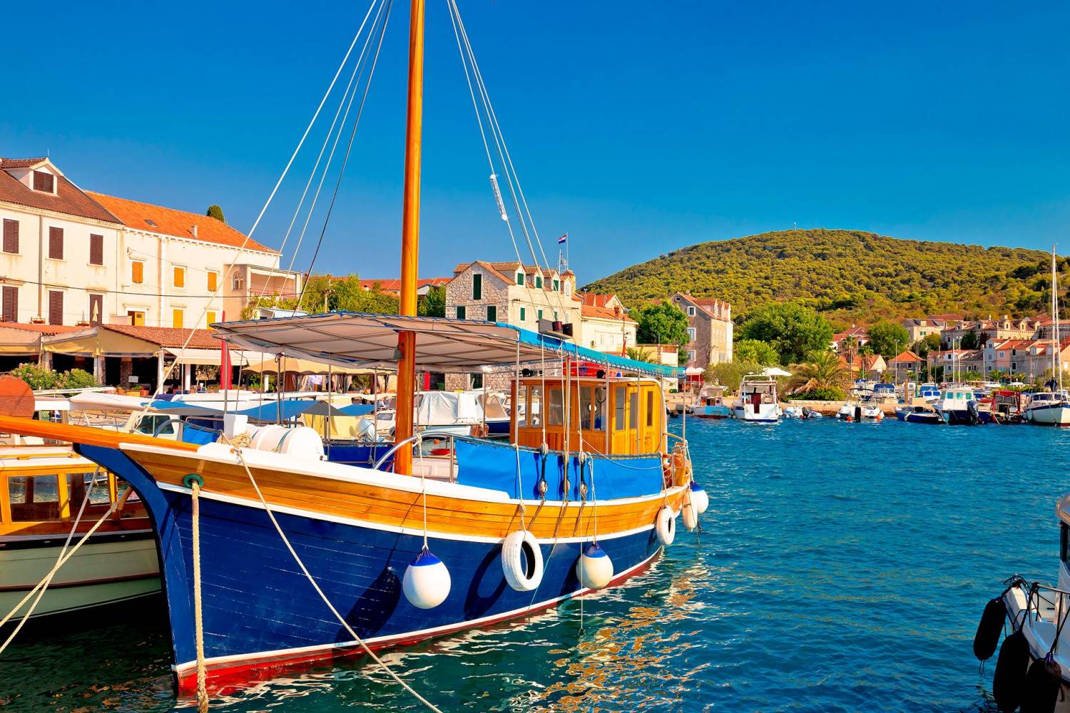 Zlarin Island Top Tours and Tips | experitour.com