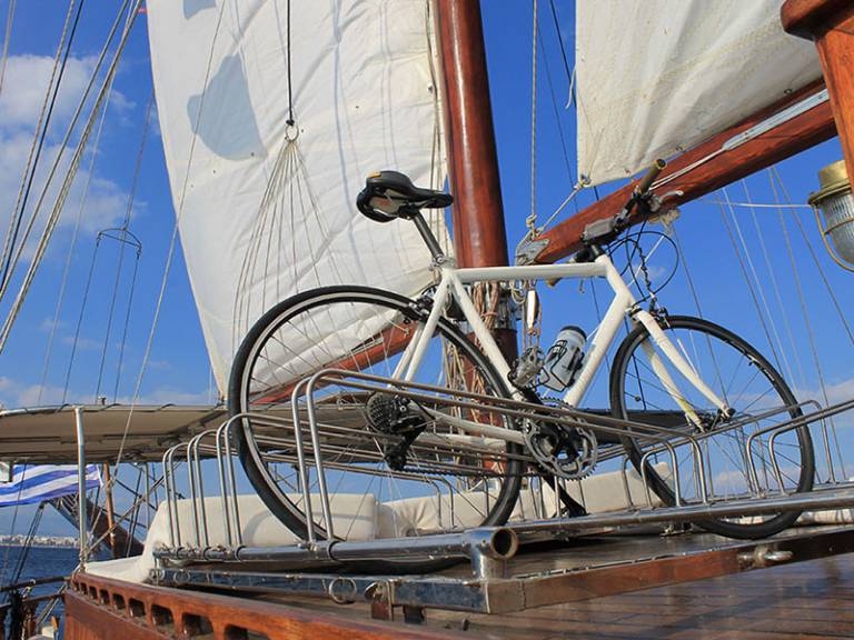 4H Combined Bike Tour & Sailing Boat Trip In Lisbon | experitour.com