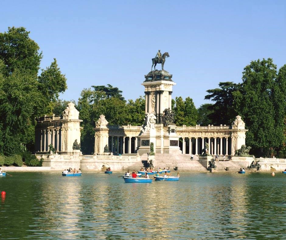 Visite Guidée Du Palais Royal De Madrid Et Du Parc Du Retiro ...