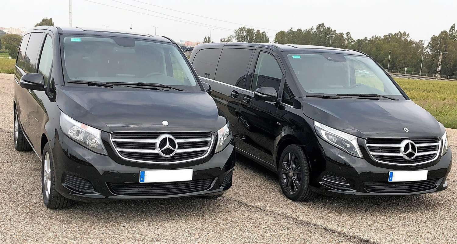 Transfer From Airport To Seville By Executive Minivan | experitour.com