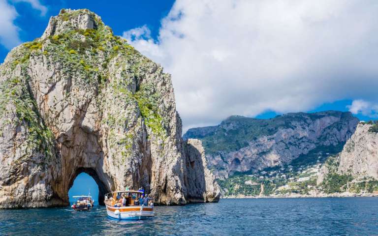 From Naples: Full-Day Tour By Boat To The Island Of Capri | experitour.com