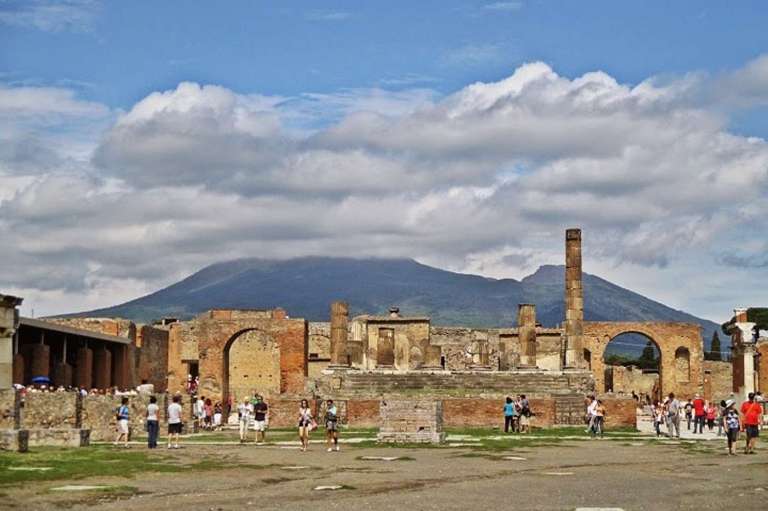 From Naples: Visit To Pompeii, Ercolano And Mount Vesuvius With Winery ...