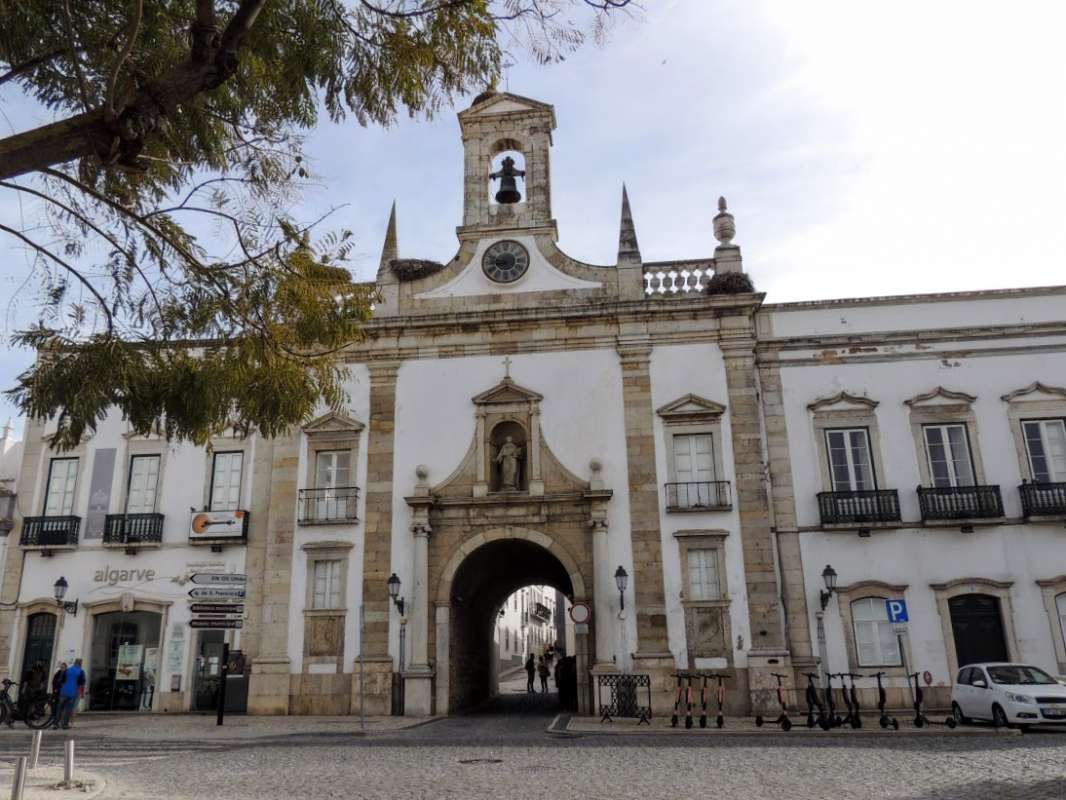 Visiting Faro Historic Center in a Day