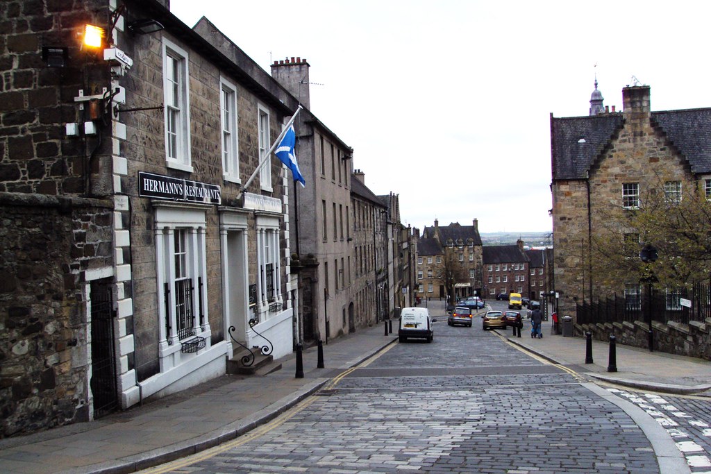 Stirling Top Tours and Trips | experitour.com