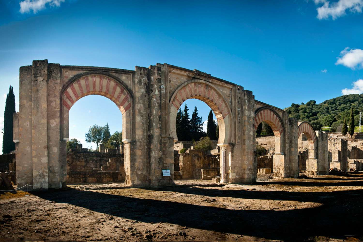 Visita Guiada A Medina Azahara A Partir De Córdoba | experitour.com