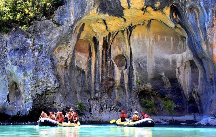 Rafting Experience On The Vjosa River Starting From Permët | experitour.com