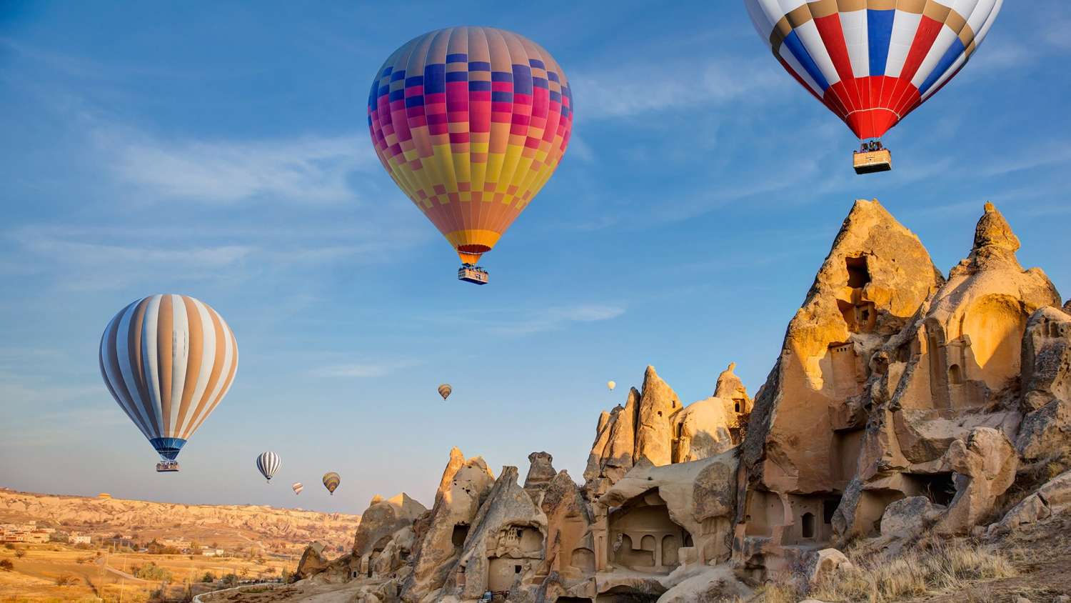 Guided Full-Day Fairy Chimneys Of Cappadocia | experitour.com