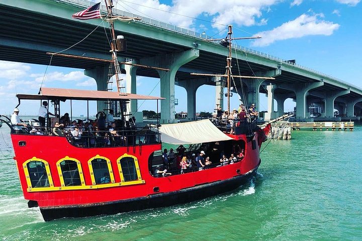 Miami Pirate Boat Tour | experitour.com