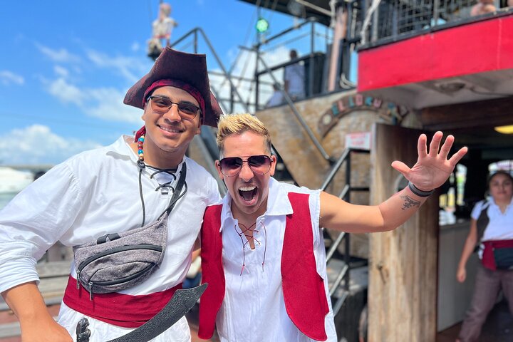 Miami Pirate Boat Tour | experitour.com